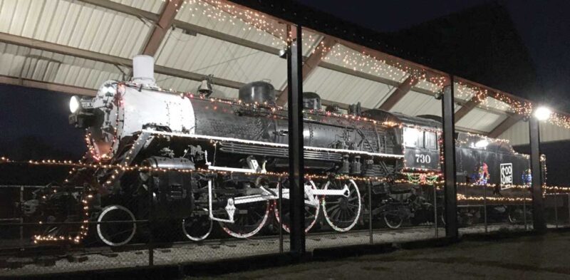 Steam Engine 730 gets decorated for Christmas | News, Sports, Jobs ...